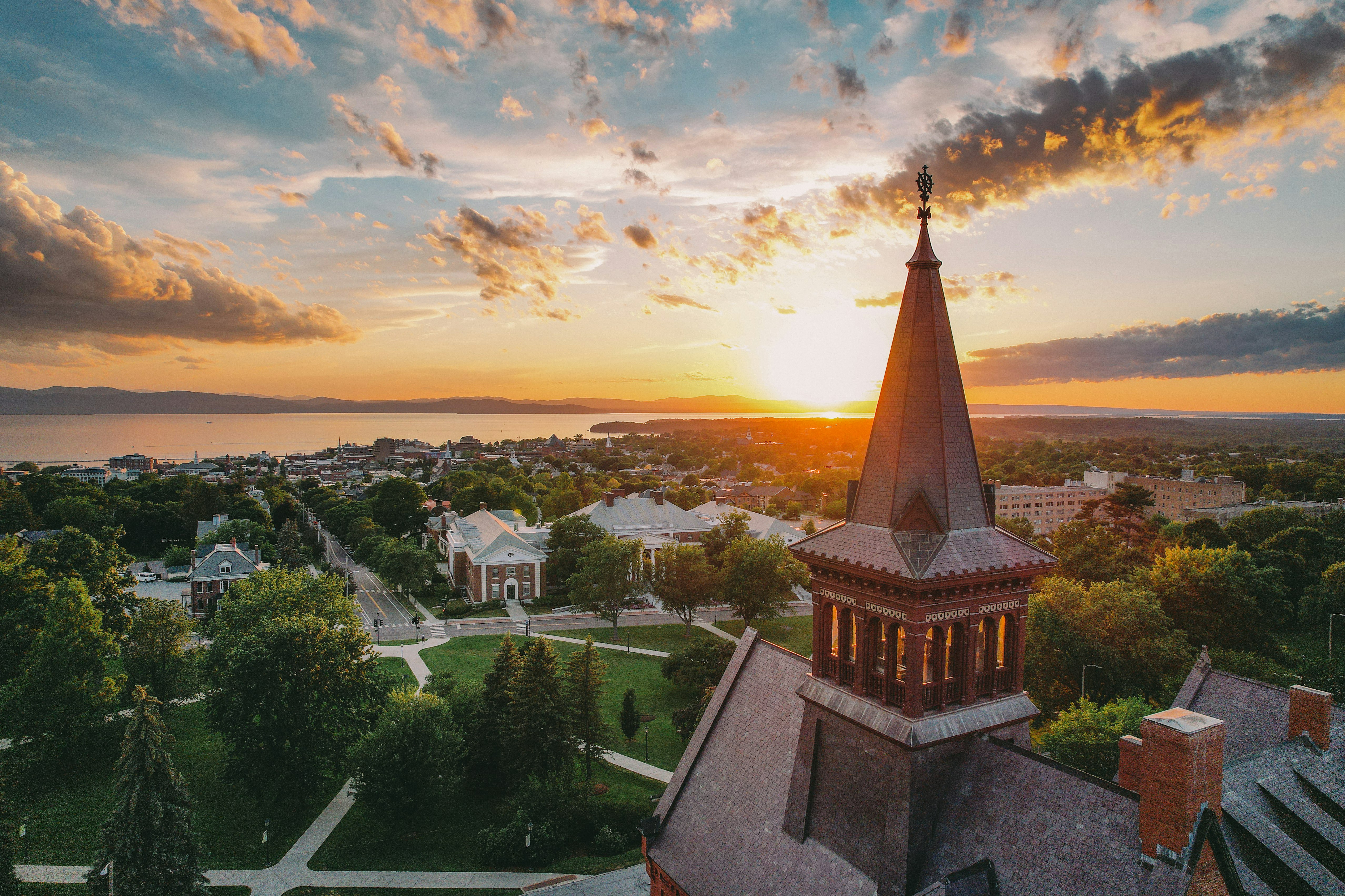 University of Vermont | UVM - Requirements + Data | CollegeVine