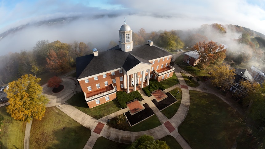 Lyon College - Requirements + Data | CollegeVine