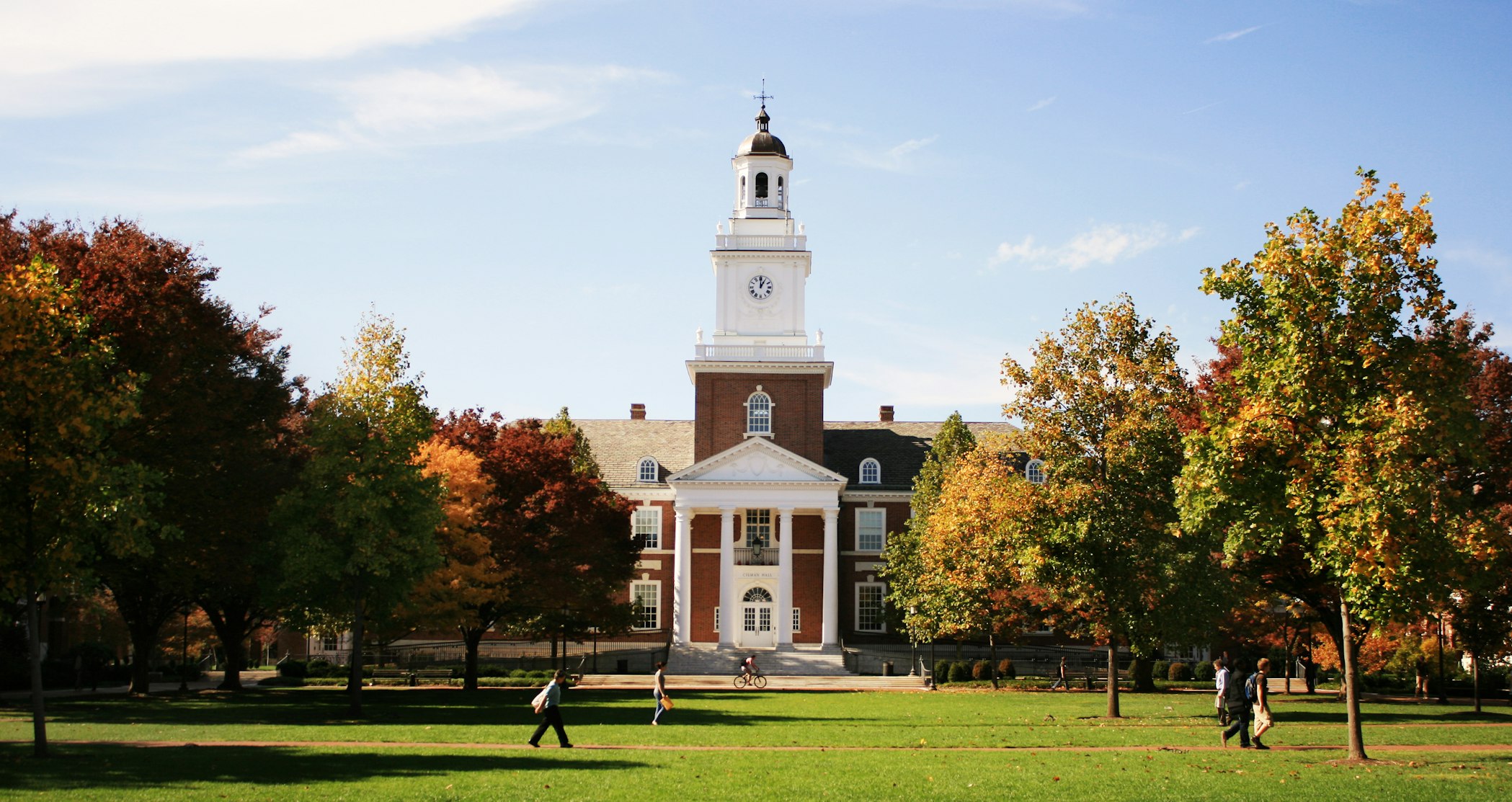 Johns Hopkins University | JHU’s 2024-25 Essay Prompts | CollegeVine
