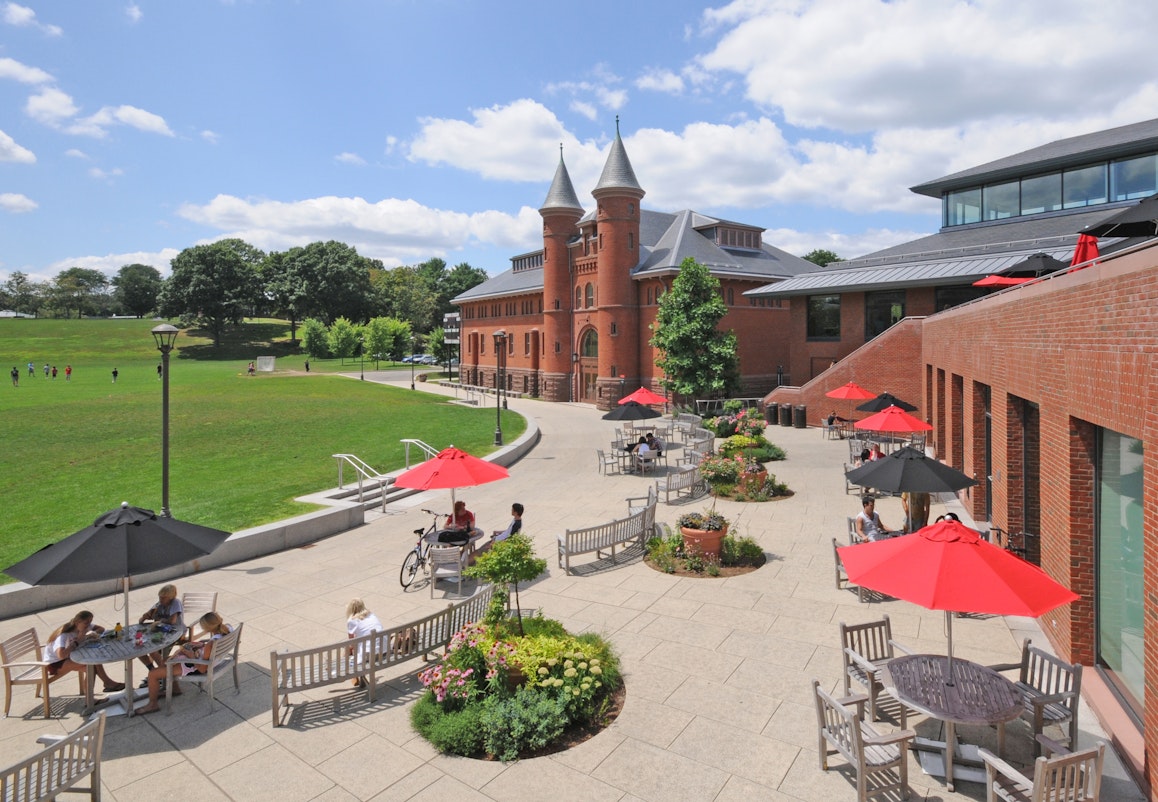 Wesleyan University - Requirements + Data | CollegeVine