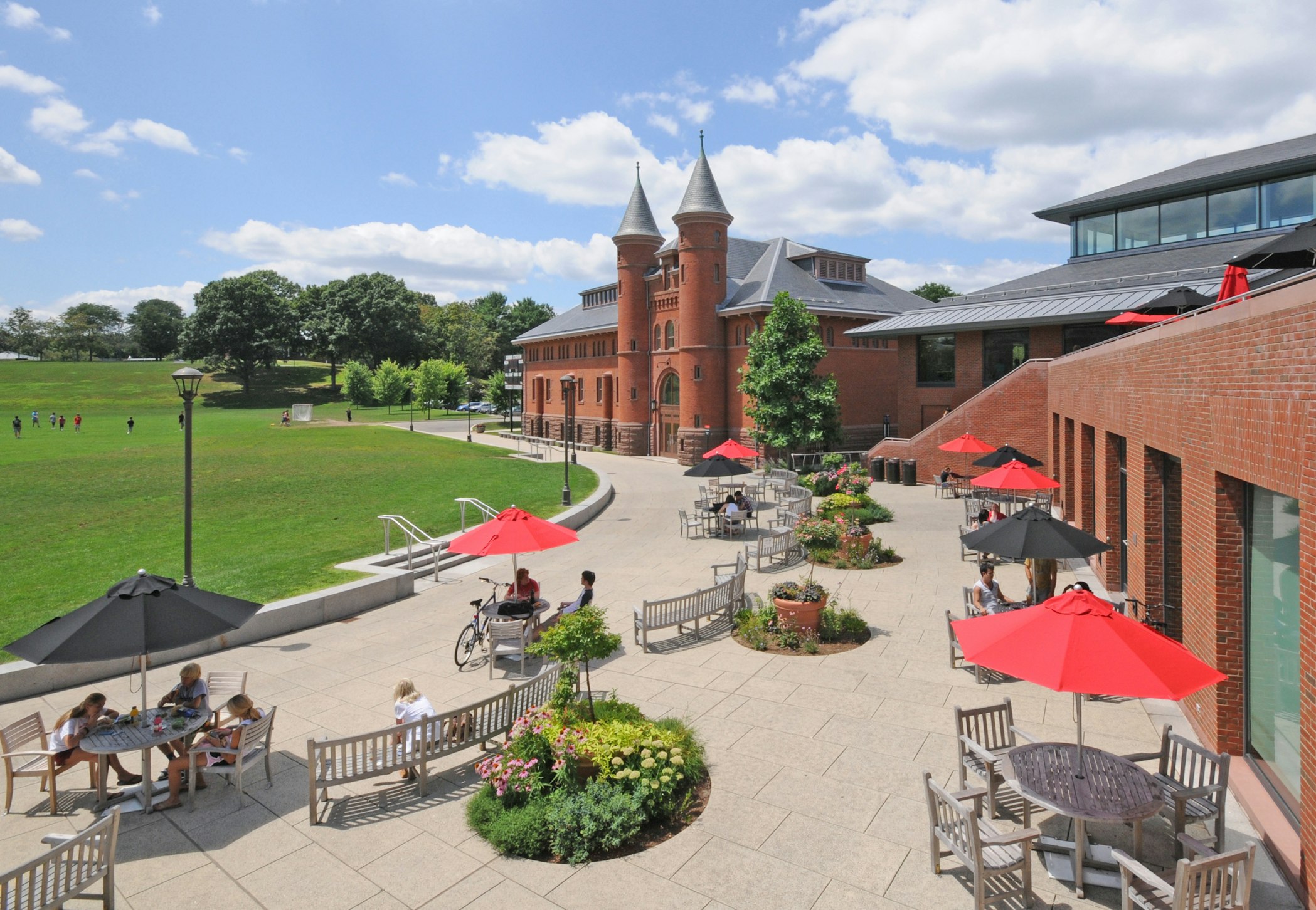 Wesleyan University - Requirements + Data | CollegeVine