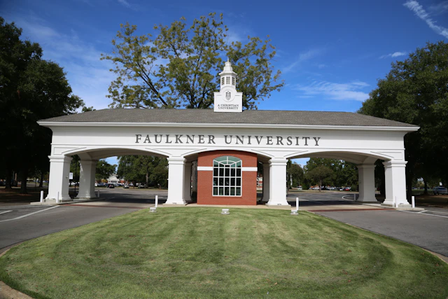 Faulkner University - Requirements + Data | CollegeVine