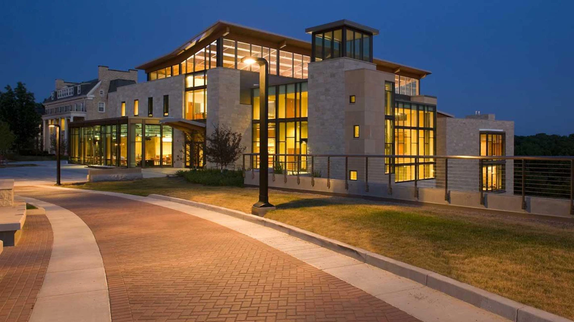 Lawrence University - Requirements + Data | CollegeVine