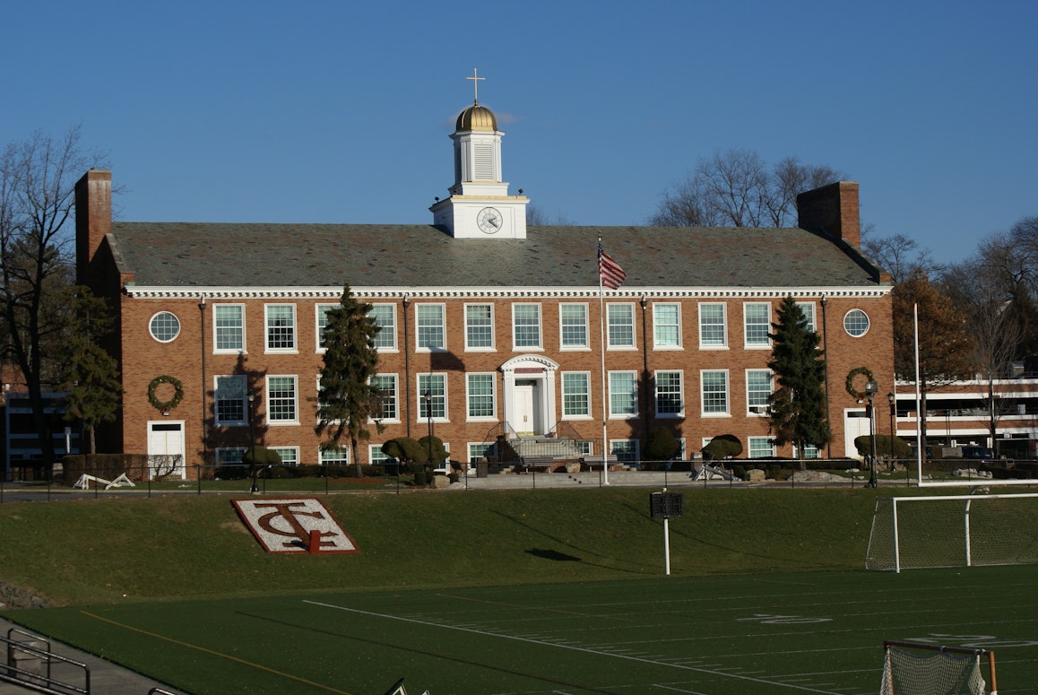 Iona University - Requirements + Data | CollegeVine