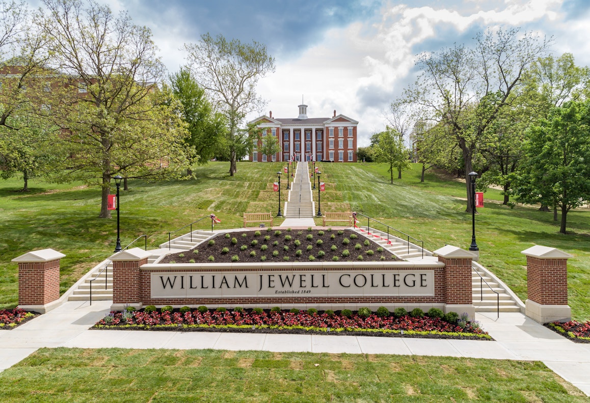 William Jewell College - Requirements + Data | CollegeVine
