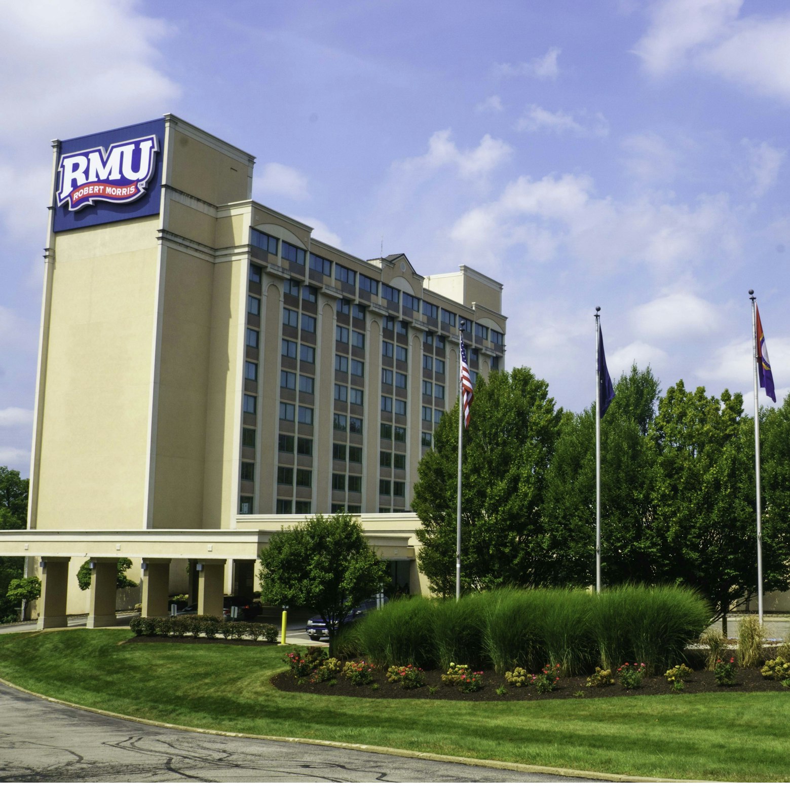 Robert Morris University | RMU (Pennsylvania) - Requirements + Data ...