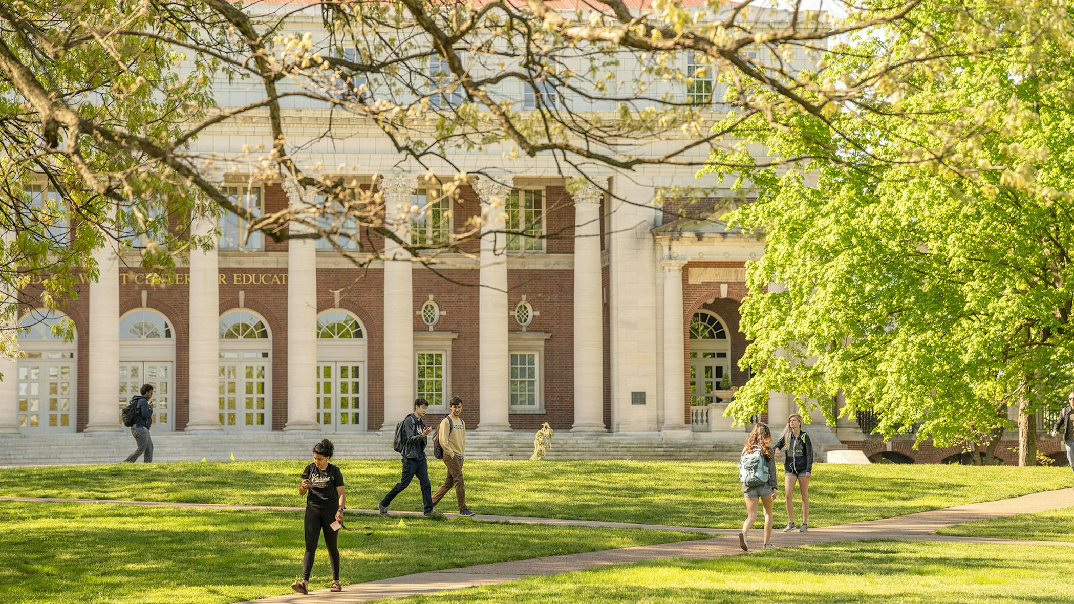 All 71 majors at Vanderbilt University | CollegeVine